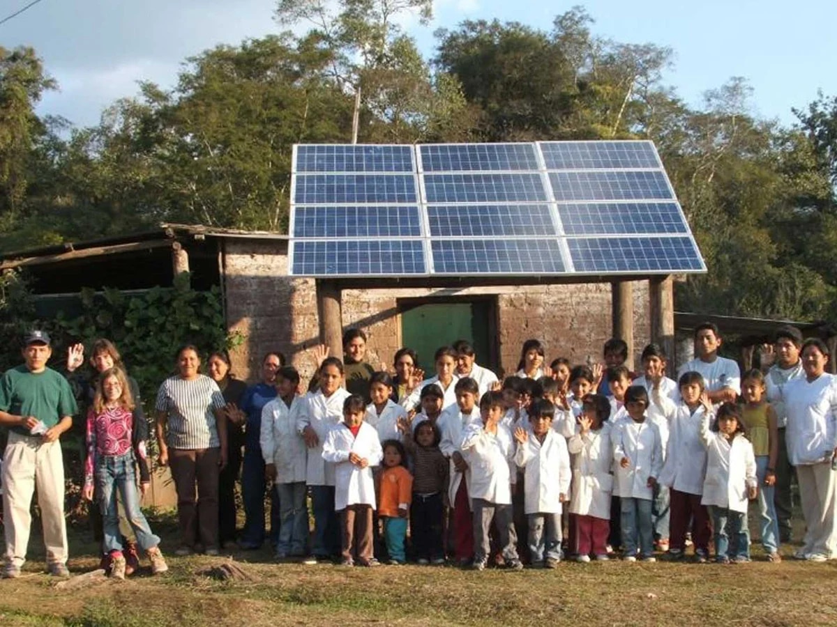 Escuelas rurales con energía solar - Verdes